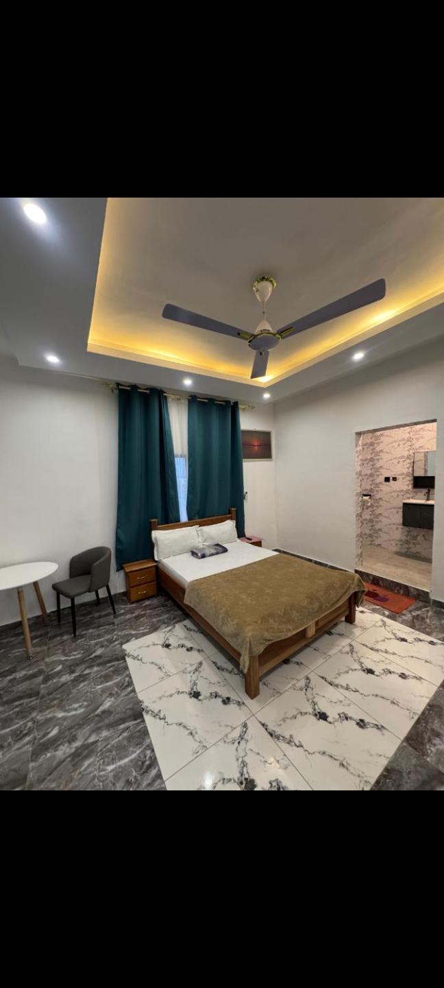 Derna Guest House - Accra
