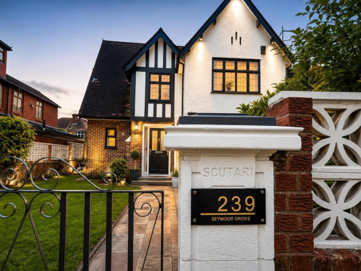 Luxury Cottage Stay Rooms Free Wifi Old Trafford Manchester - Altrincham