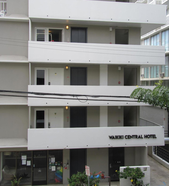 Waikiki Central Hotel - No Resort Fees - O‘ahu, HI