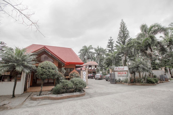 Oyo 741 Sierra Travellers Inn - Amadeo