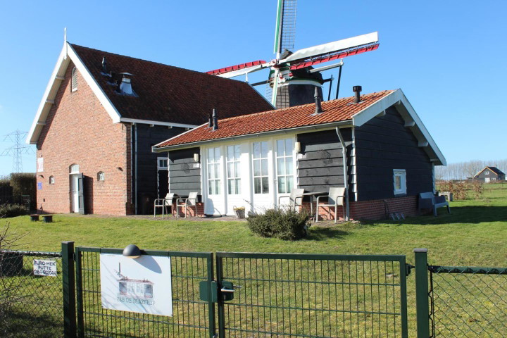 Bij Molen De Blazekop, Rustig En Landelijk - Kamperland
