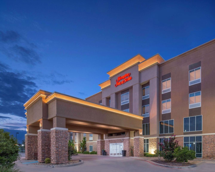 Hampton Inn & Suites Lubbock - Lubbock, TX