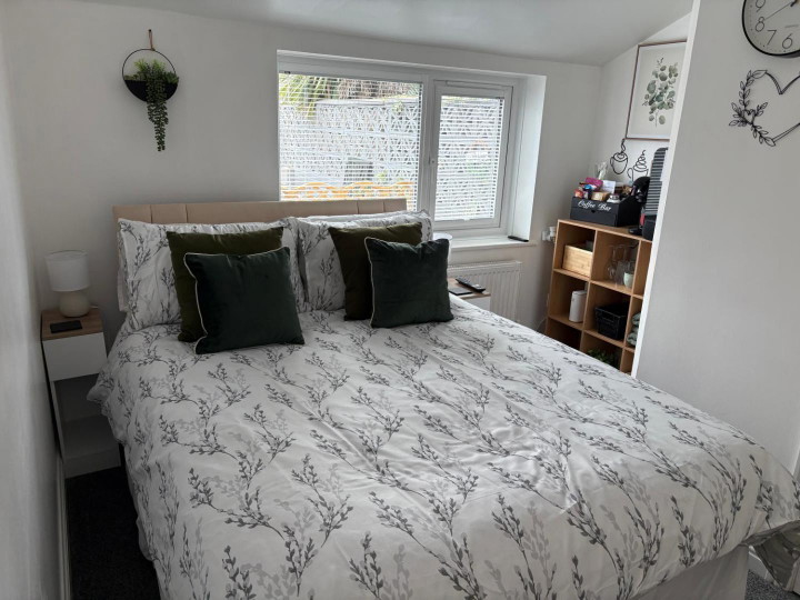 The Snug Guestroom Poole - Sandbanks