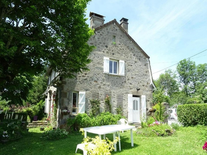 Cottage In Auvergne Near Puy Mary - Cantal