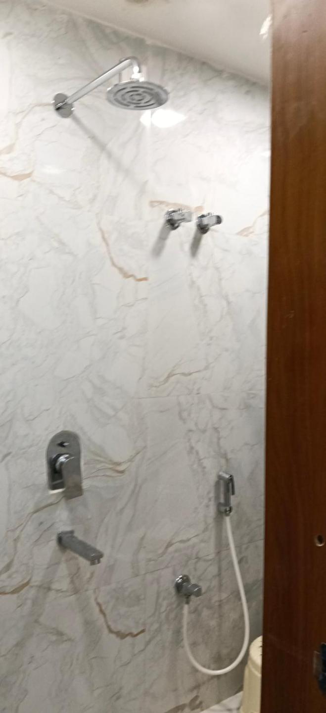 Rajveer Hotel - Jhansi