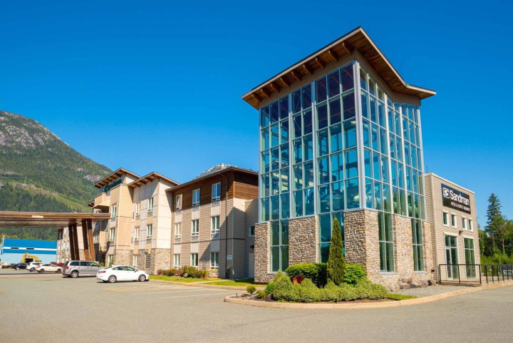 Sandman Hotel And Suites Squamish - Squamish