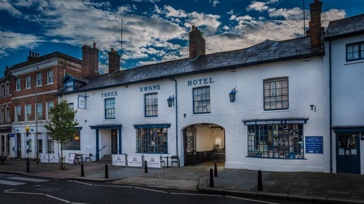 The Three Swans Hotel, Hungerford, Berkshire - The Coaching Inn Group - Berkshire