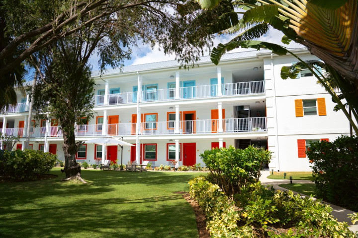 The Sunshine Hotel And Suites - West Bay