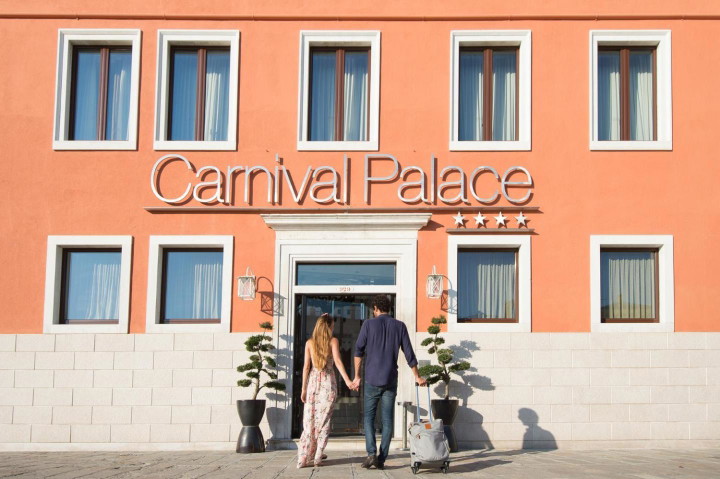 Carnival Palace - Venice Collection - Venise