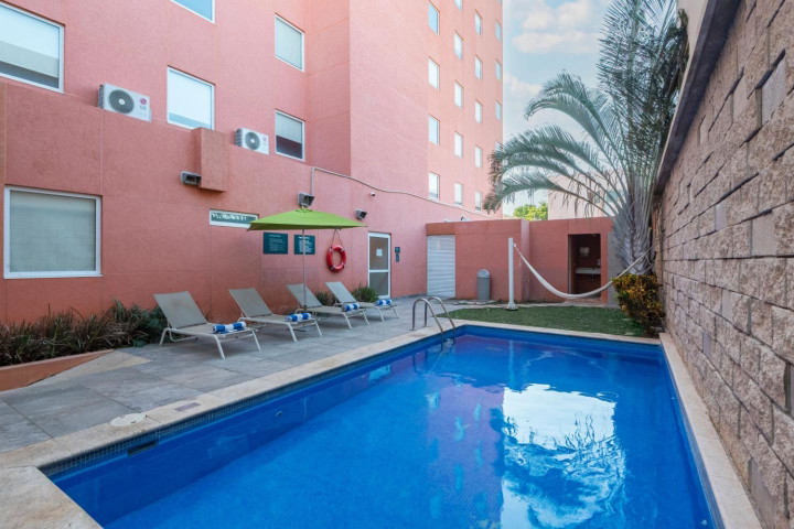 City Express Junior By Marriott Merida Altabrisa - Mérida