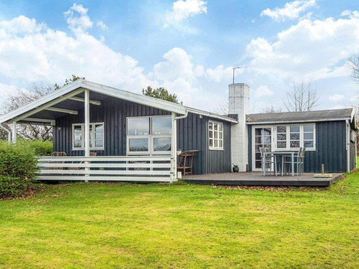 6 Person Holiday Home In Glesborg - Dánia
