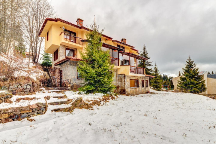 Комплекс Райковски Ливади - Smolyan