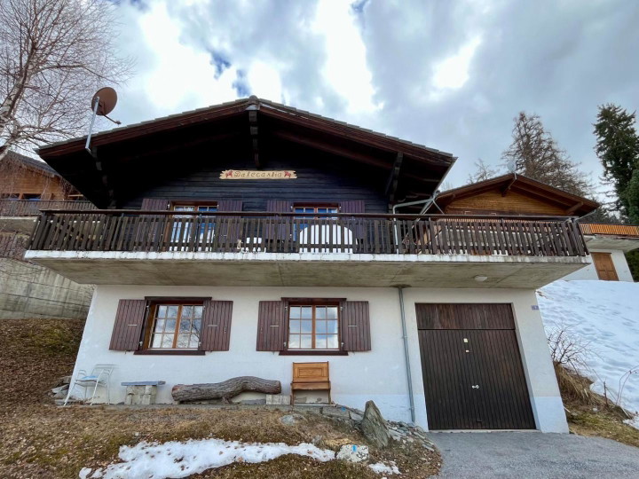 Chalet Dalecarlia - Canton of Valais