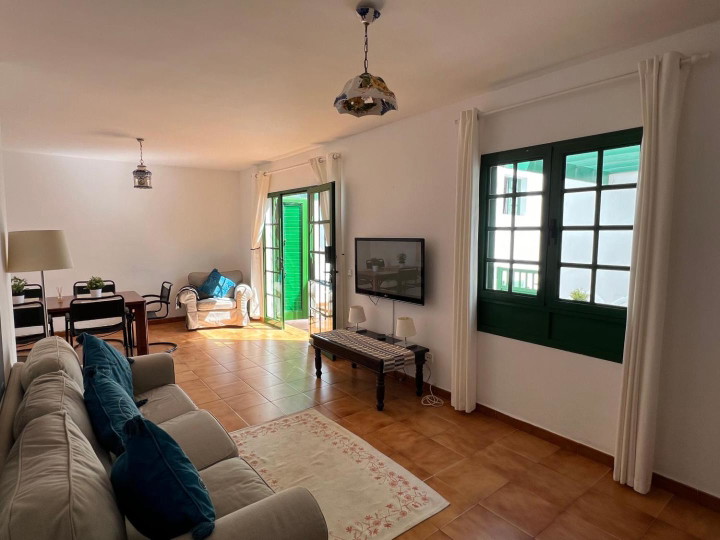 Apartment Sonrisa - Spacious Two Bedroom Apartment - Costa Teguise