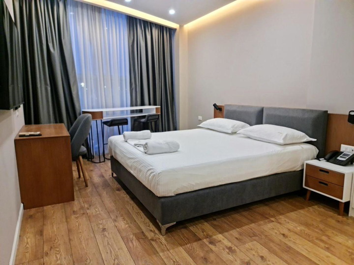 Star Hotel - Albania
