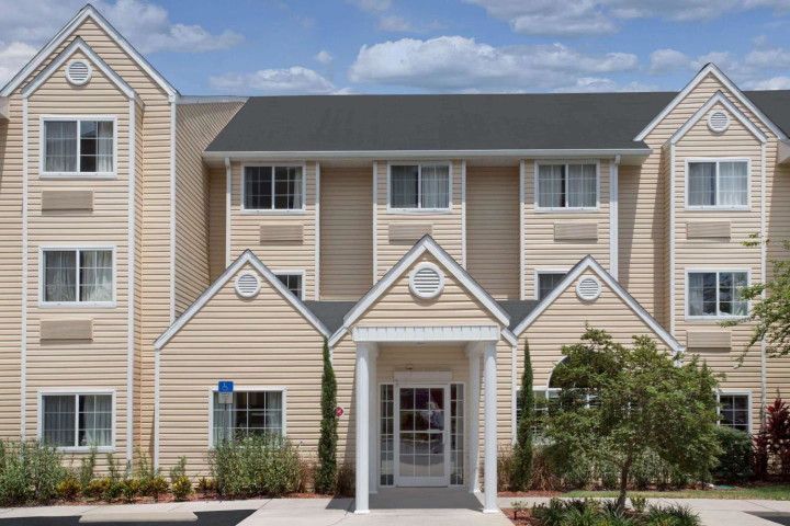 Microtel Inn & Suites Leesburg - Leesburg, FL
