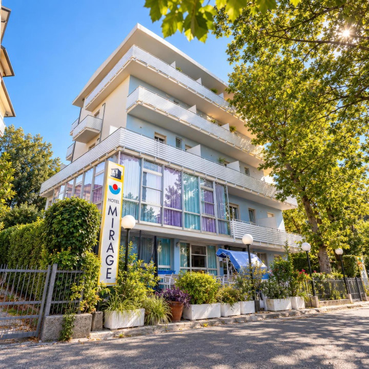 Hotel Mirage - Breakfast At The Beach - Bellaria-Igea Marina