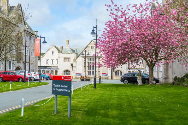 The Management Centre - Wales