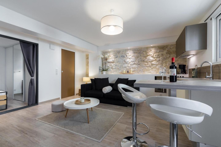 Cosy Home - Valbonne
