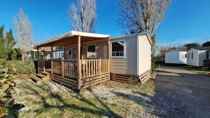 Mobil-home Dans Un Camping - Frontignan
