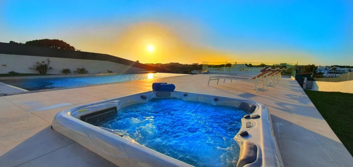 Sunrise Villa By Laranjal Rentals - Algarve