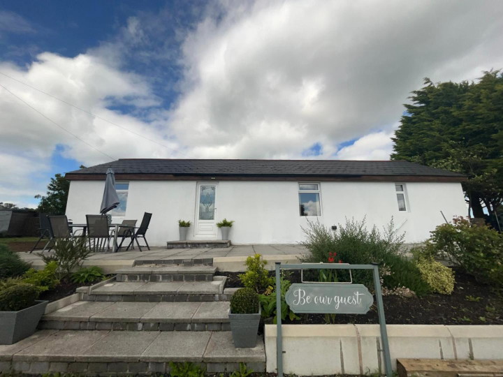 Unique Countryside Stay - Northern Ireland