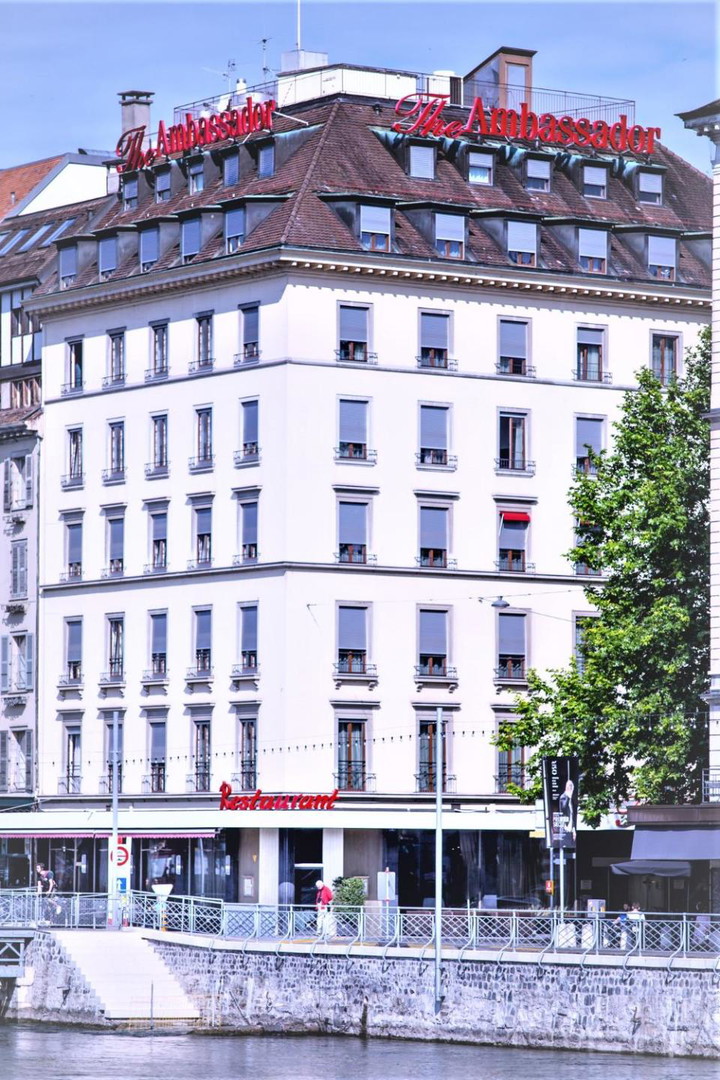 The Ambassador - Carouge