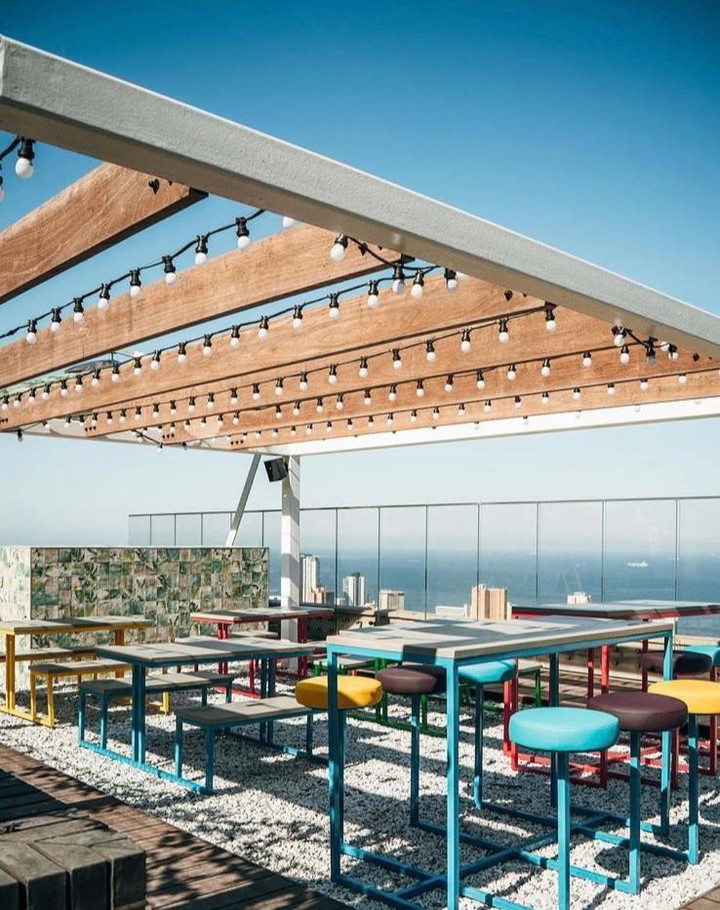 Umhlanga Arch Ocean Views Queen Bed - Umhlanga