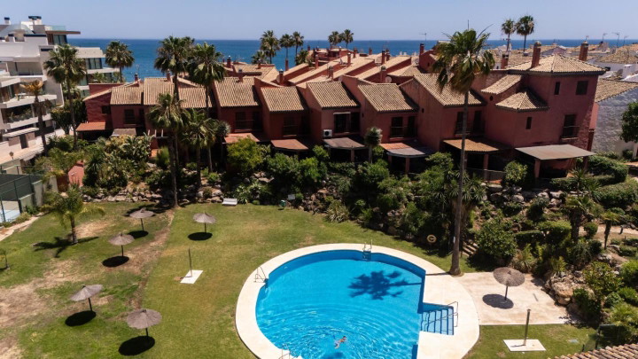 Bahia Azul Estepona - Beach Townhouse - Estepona
