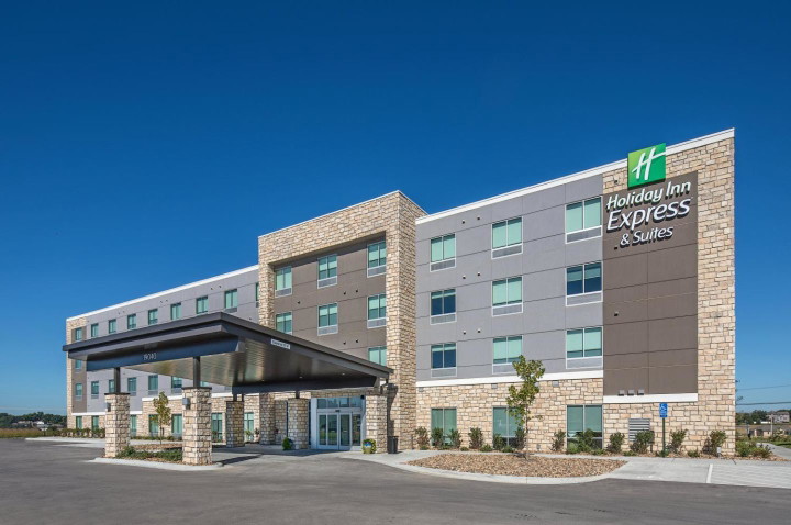 Holiday Inn Express & Suites - West Omaha - Elkhorn By Ihg - Omaha