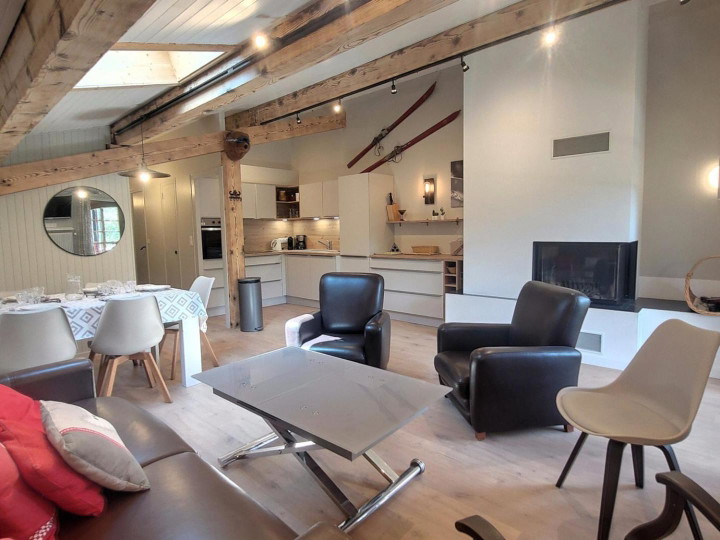 Penthouse Rénové Pour 6 Avec Balcon Et Cheminée - Morzine