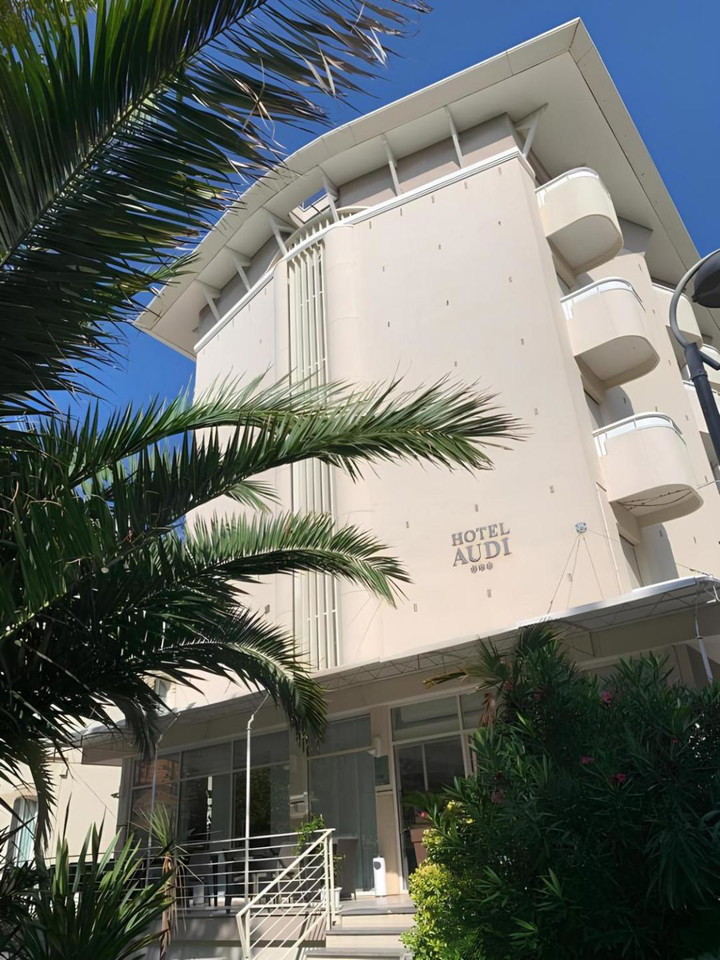 Hotel Audi Frontemare - Rimini