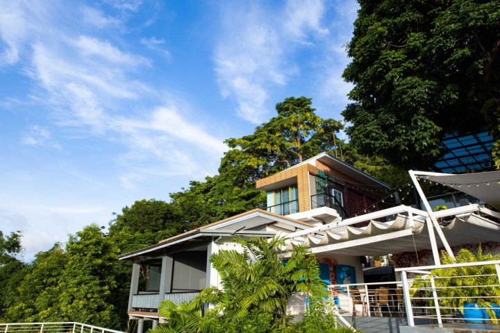 Phuket View Coffee And Resort - Kata Beach