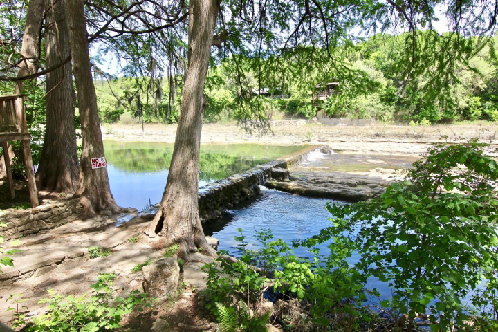 Cabin On The Chute - New Braunfels, TX