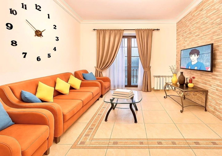 Cosy One Bedroom Appartment With Open Balcony Terrace, Near Opera, Tumanyan & Pushkin Streets, Self Check In, City Centre, Yerevan - 耶烈萬
