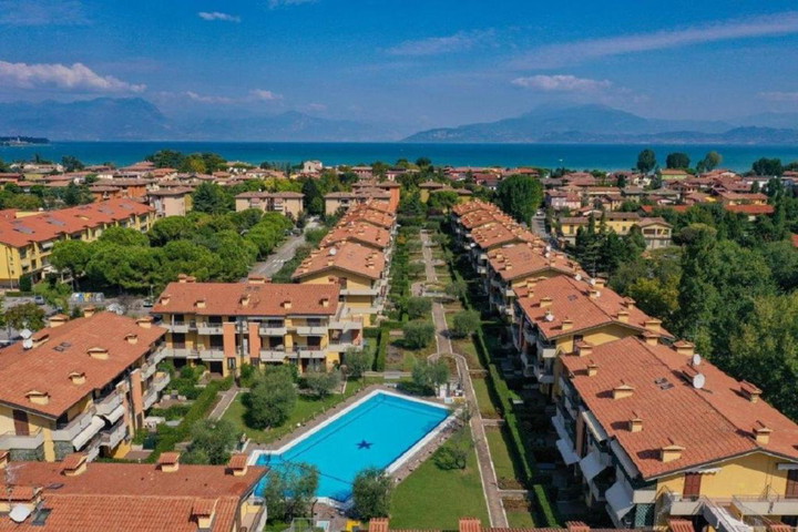 Discovery Flat With Pool & Bikes - Lago de Garda