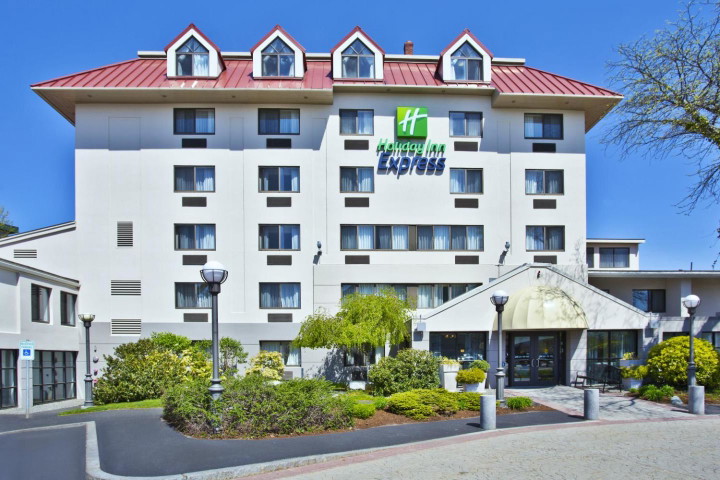 Holiday Inn Express Boston-waltham By Ihg - Waltham, MA