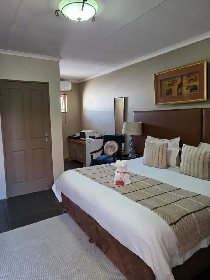 Two Bells Guest House - Bloemfontein