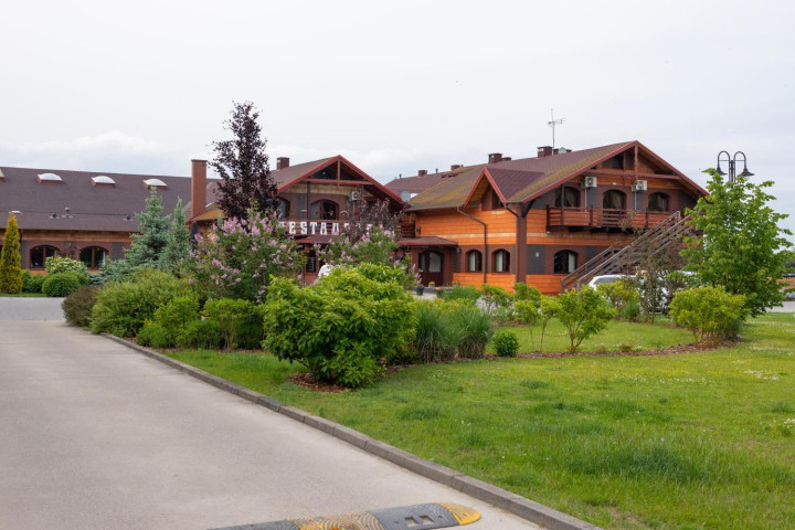Hotel Trzy Podkowy - Mazury