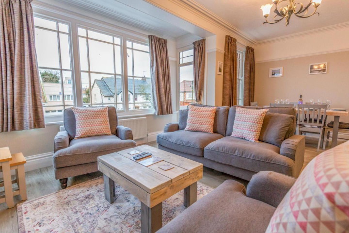 Sully's Cove, Stylish Apartment Near Southwold Pier - Southwold