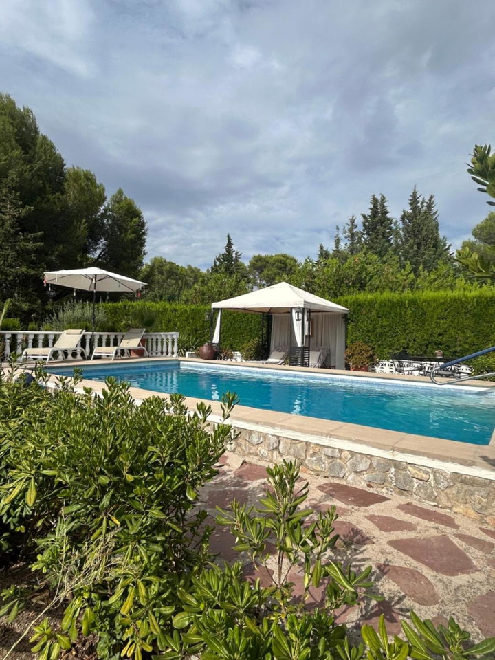 Finca Malata - Montserrat, Valencia