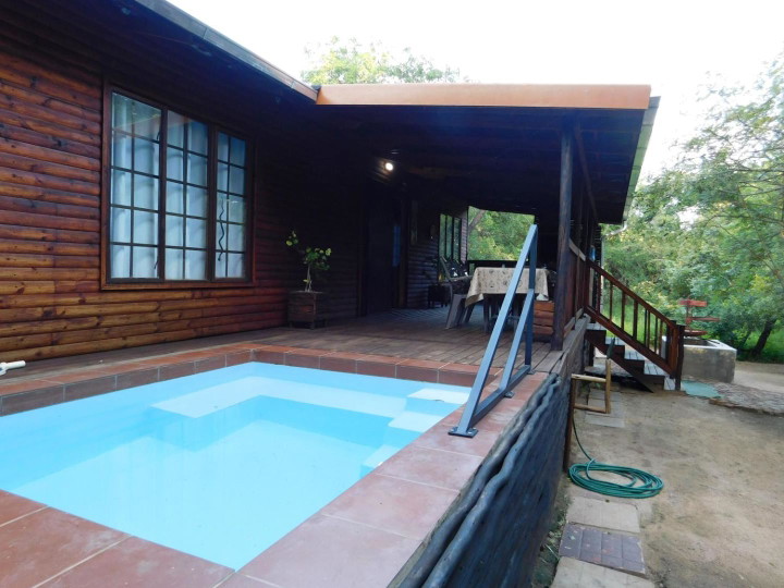 Hout Huisie - Marloth Park