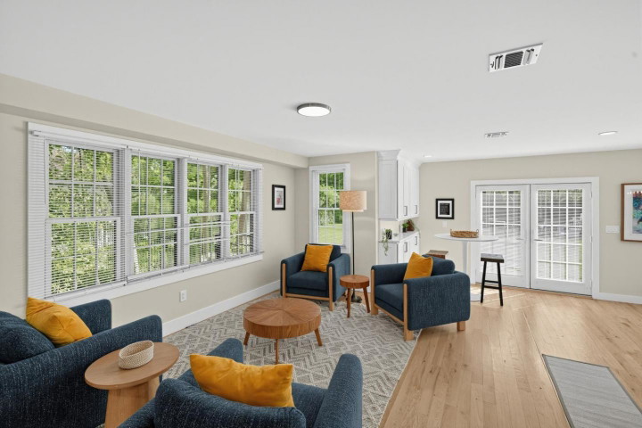 Enjoy Quiet Nights With A Fireplace In Bellport Home - ファイアー・アイランド, NY