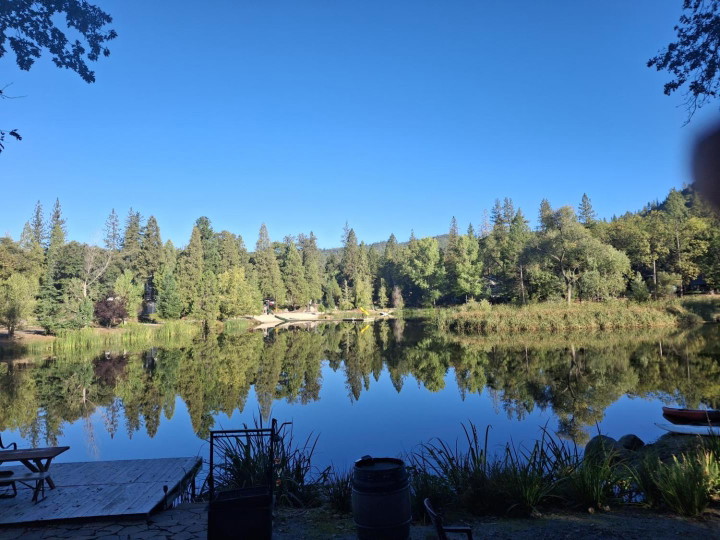 1br Dog-friendly Lakefront Cabin W/ Canoes - Sonora, CA