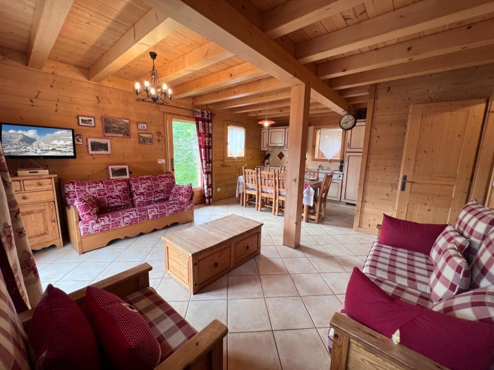 Aulp De Suz 1 - Demi Chalet Avec Vue Montagnes, Proche Arrêt De Navettes - Wifi- Garage Et Parking - La Clusaz