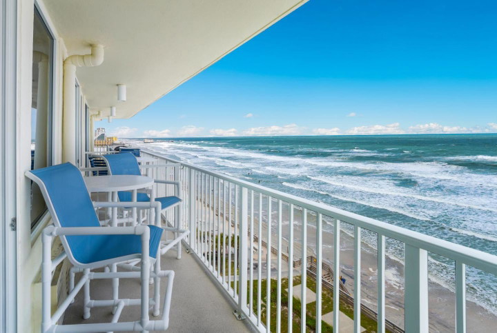 Harbour Beach Resort - Direct Oceanfront, Private Balcony ! - Daytona Beach, FL