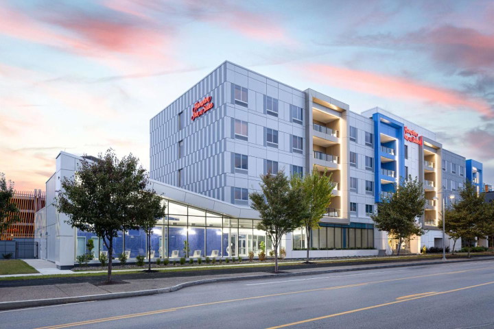 Hampton Inn & Suites Rochester Downtown - Greece, NY