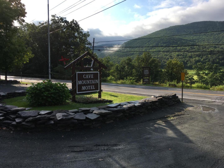Cave Mountain Motel - 紐約