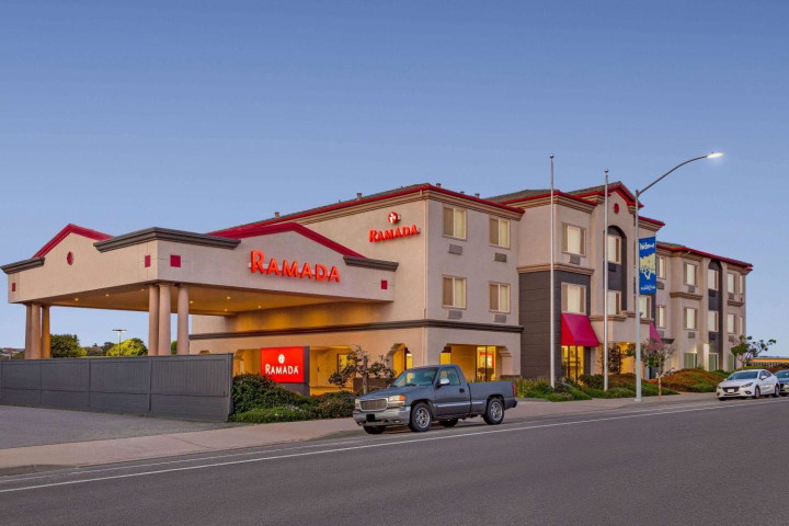 Ramada By Wyndham Marina - Monterey Bay, CA