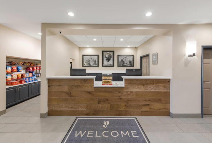 Country Inn & Suites By Radisson, Findlay, Oh - Ohio